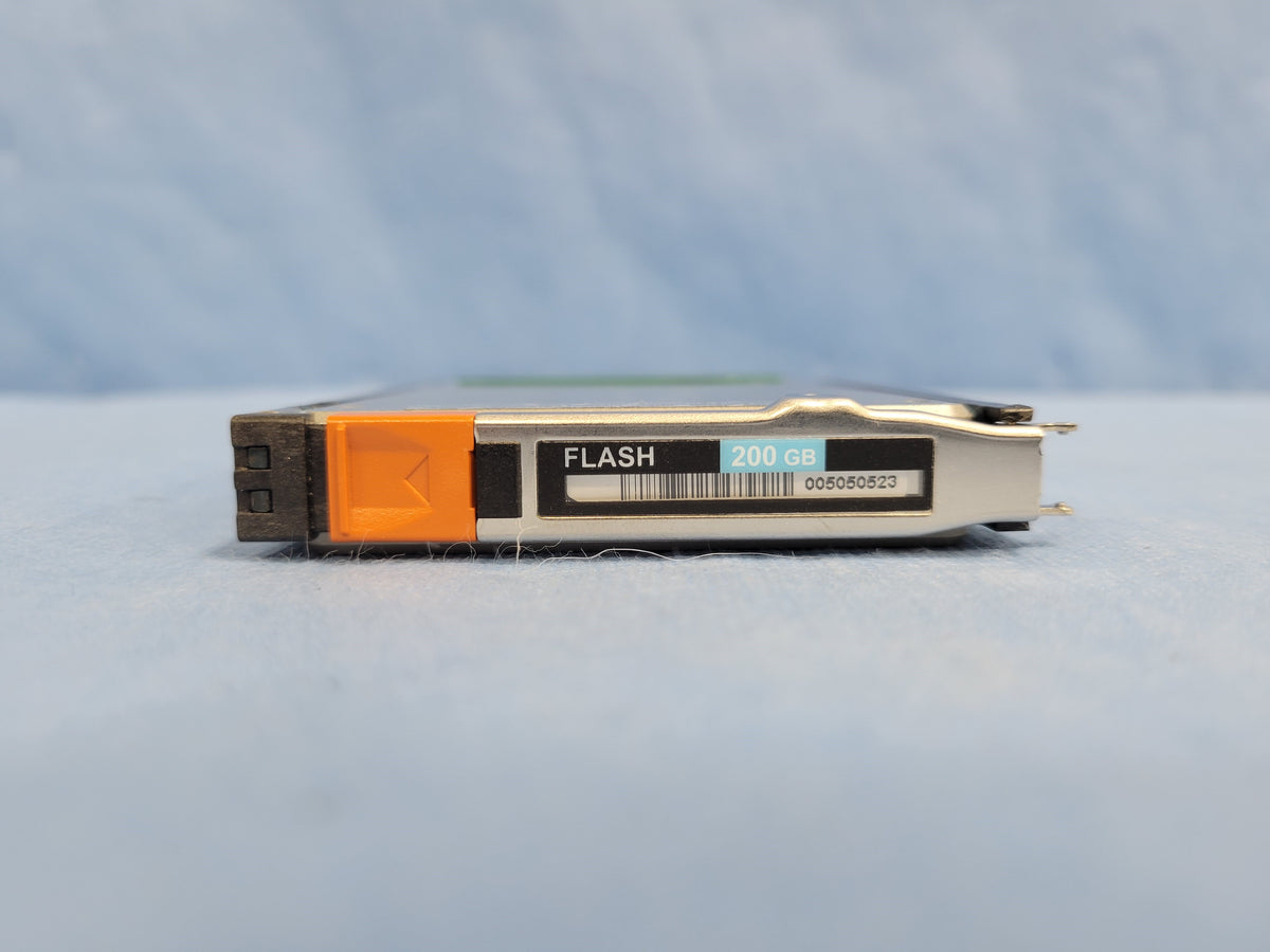 EMC V4-2S6F-200 - 200GB 2.5″ 6G SAS SSD Hard Drive 005050523 — ESX ...